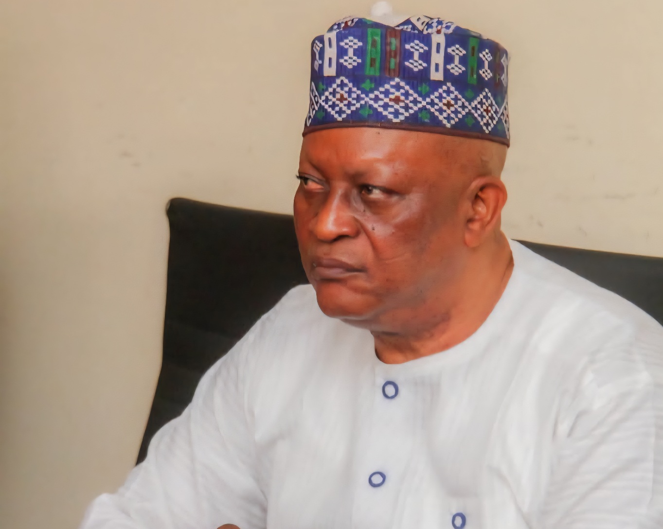 Battle for Osun Central intensifies as OlaOluwa donates vehicles to ...
